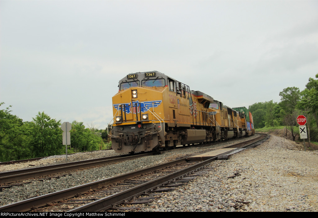 Union Pacific Stacker East Bound